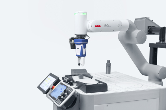 News: ABB develops new robotics education package | ABB Inc.